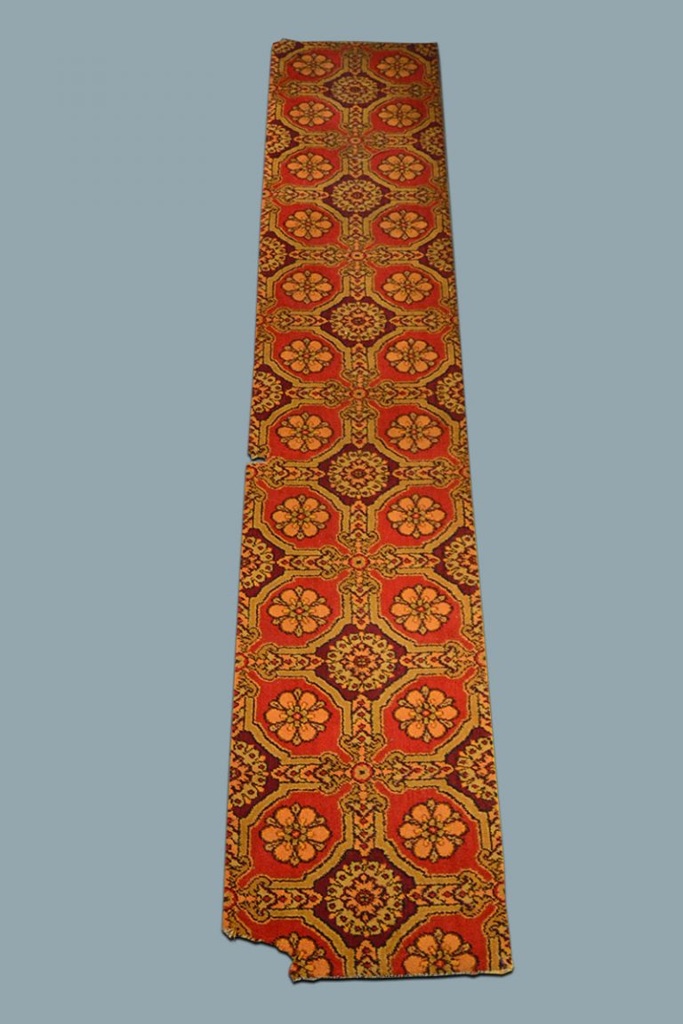 12’6″x 2’3″ Orange, Red & Maroon Runner – The Classic Prop Hire Company